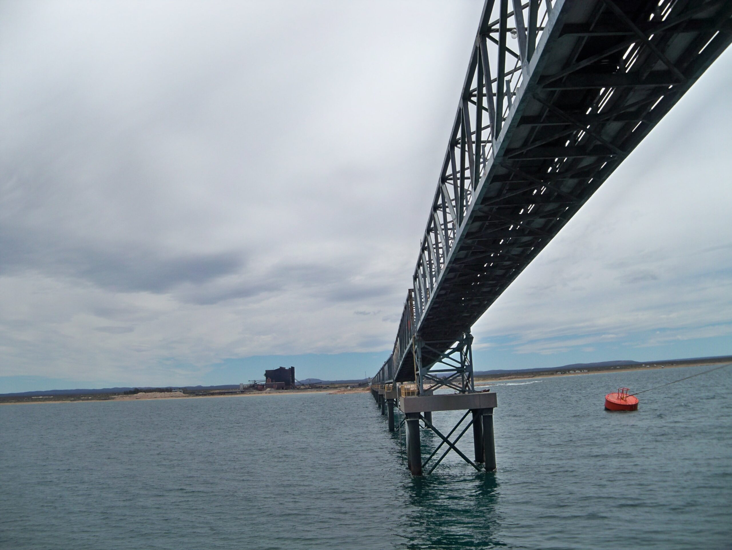 La CGT regional apoya el oleoducto Vaca Muerta - Punta Colorada - Pido ...